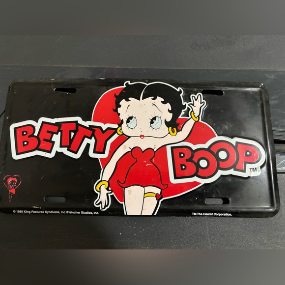 Betty Boop | Other | Betty Boop License Plate Black Waving With Heart ...